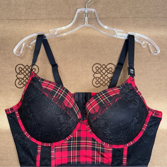 torrid | Intimates & Sleepwear | Torrid Nwt Noelle Plaid Jester Red Xo ...